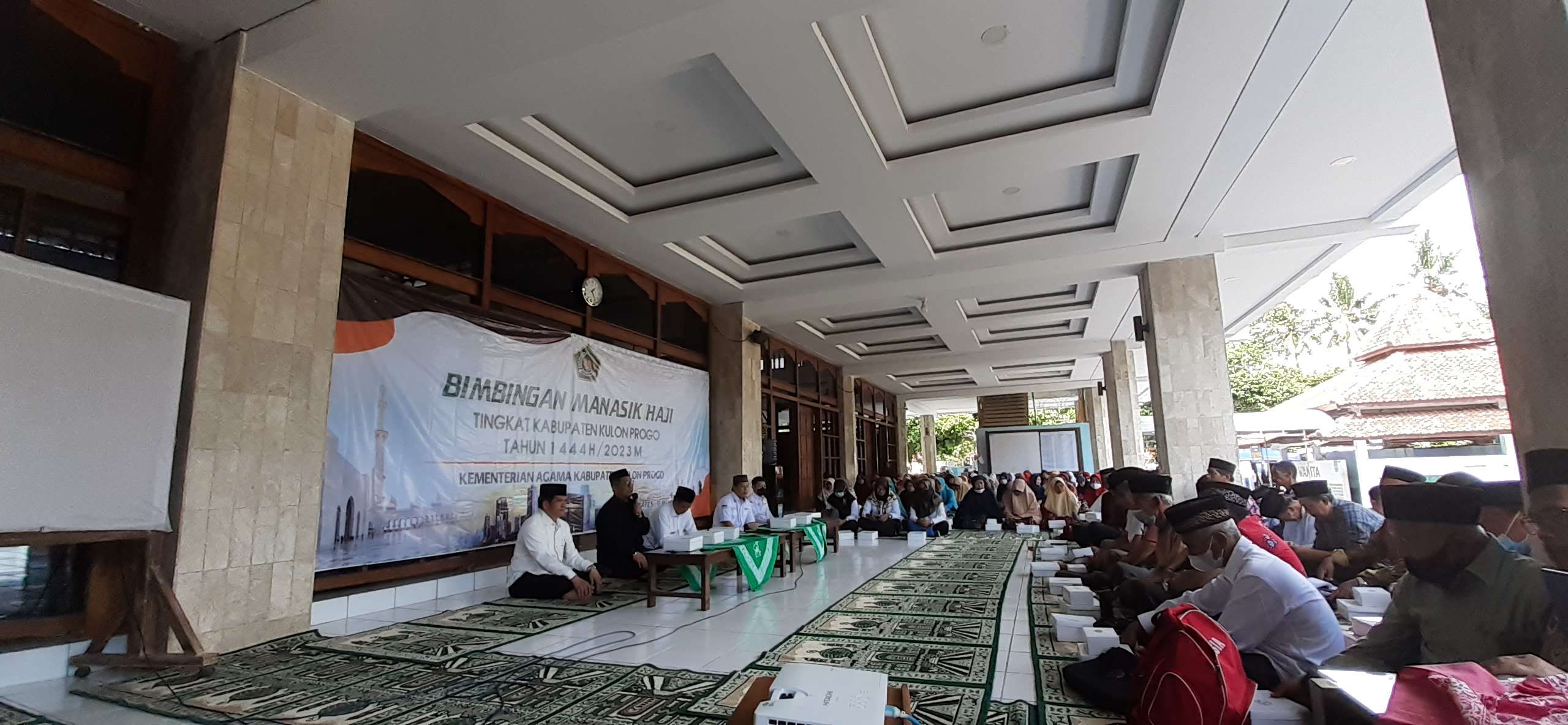 Name Tag Peserta Ibadah Haji: Panduan Lengkap dan Tips Praktis - Jejak Haji Name Tag Peserta Ibadah Haji: Panduan Lengkap dan Tips Praktis - Jejak Haji